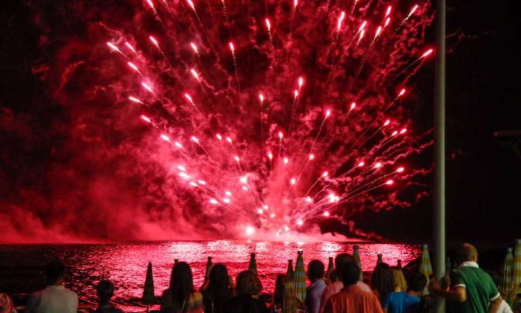Notte Rosa Rimini: cosa vedere, concerti, contatti - Romagna.net
